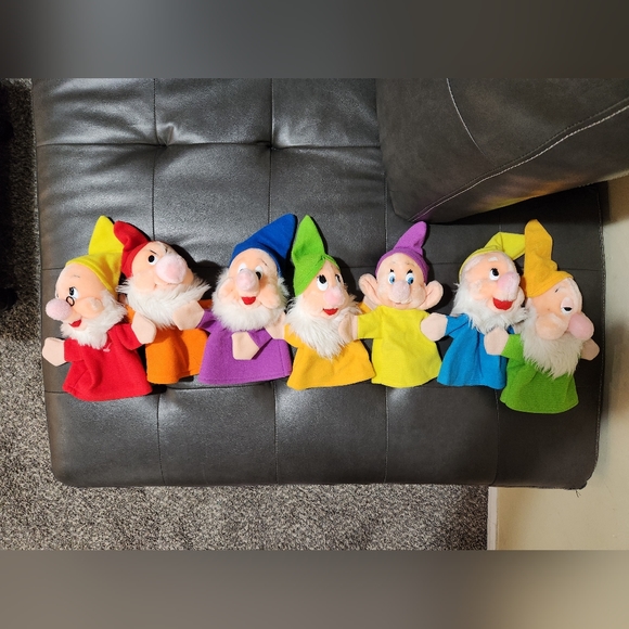 Disney | Other | Vintage Disney 7 Dwarfs Hand Puppets | Poshmark
